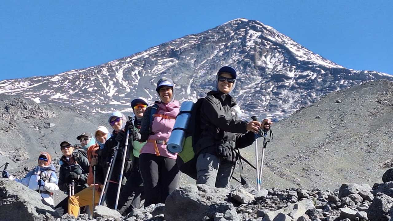El clima impidió que Las Copadas lleguen a la cumbre del Lanín ...